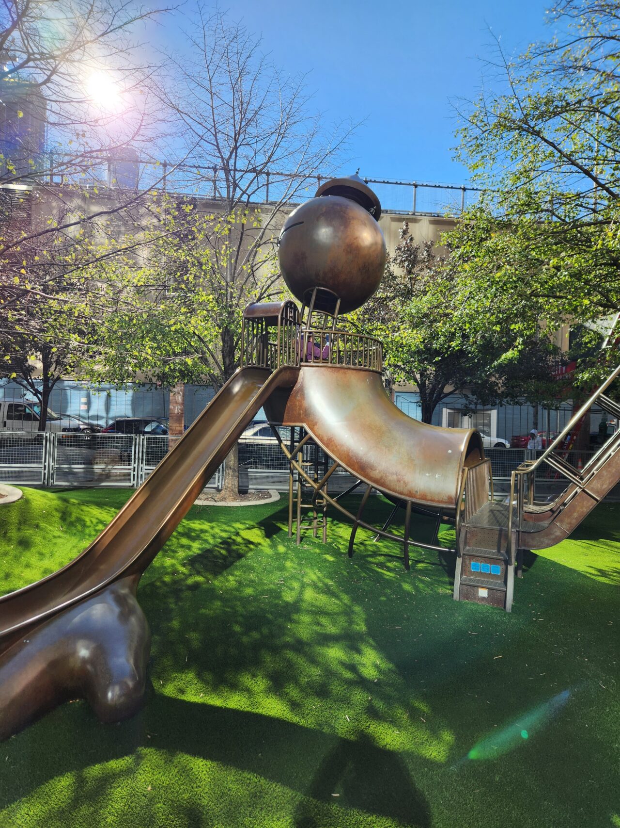 GALLERY - Silver Towers